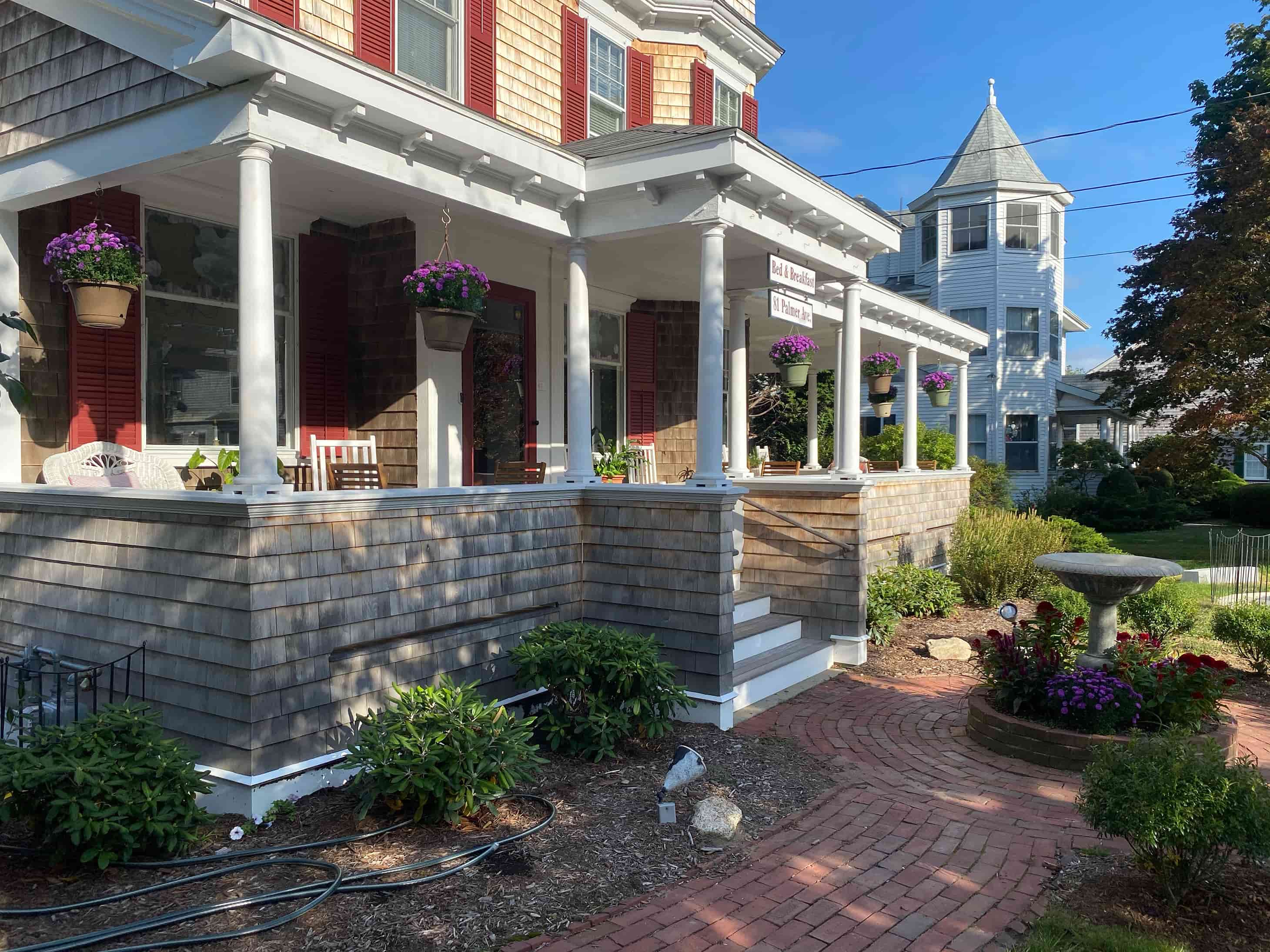 Highfield Hall's Holiday Events | Read More