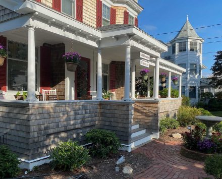 Romantic Victorian Cape Cod Inn | Online Photo Gallery